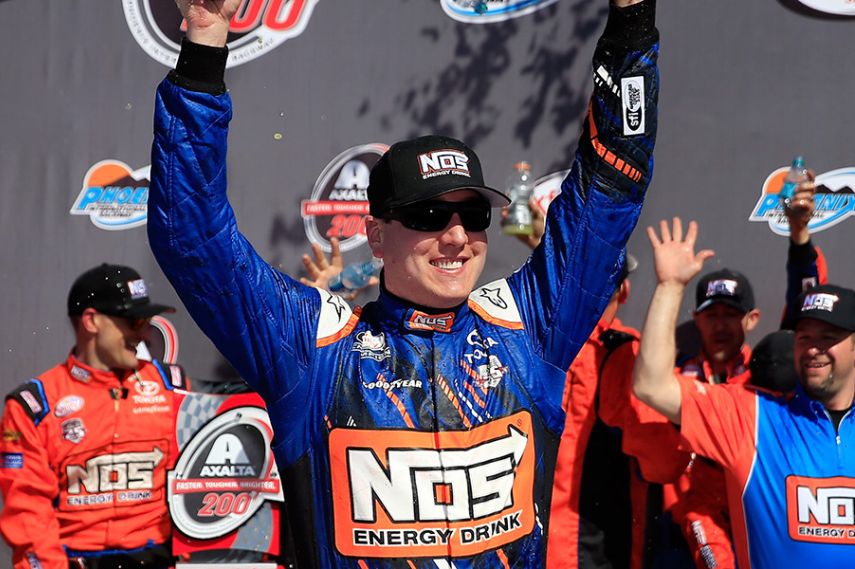 NASCAR - Phoenix: Harvick wins the Sprint, Rowdy's third consecutive ...