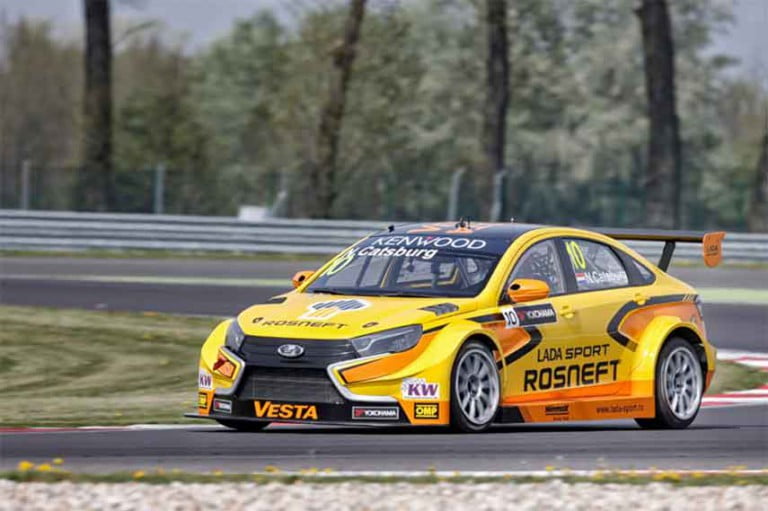 Lada Vesta WTCC Clears a Long Way to the Top